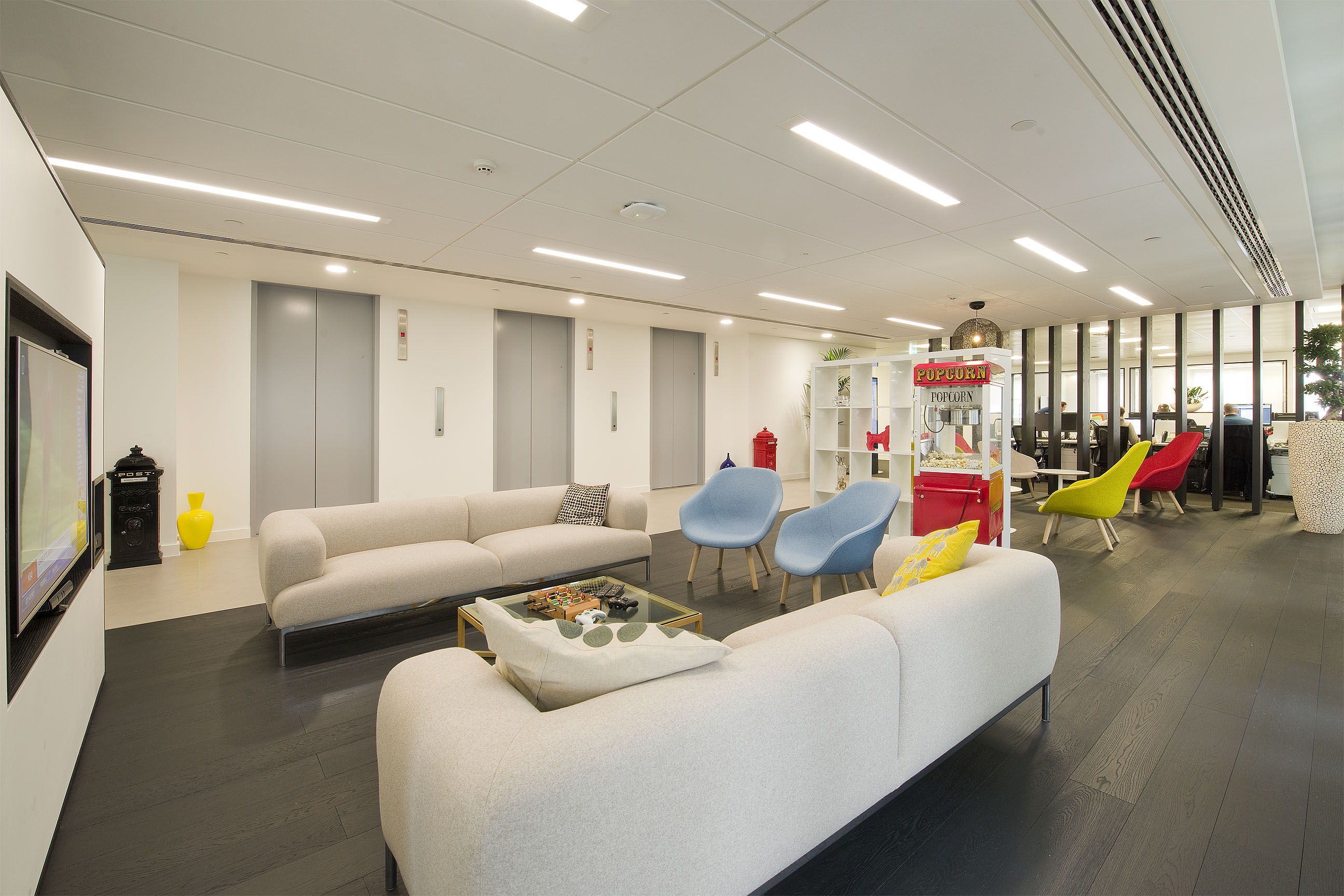 GroupM, Red Lion Square | Collins Construction