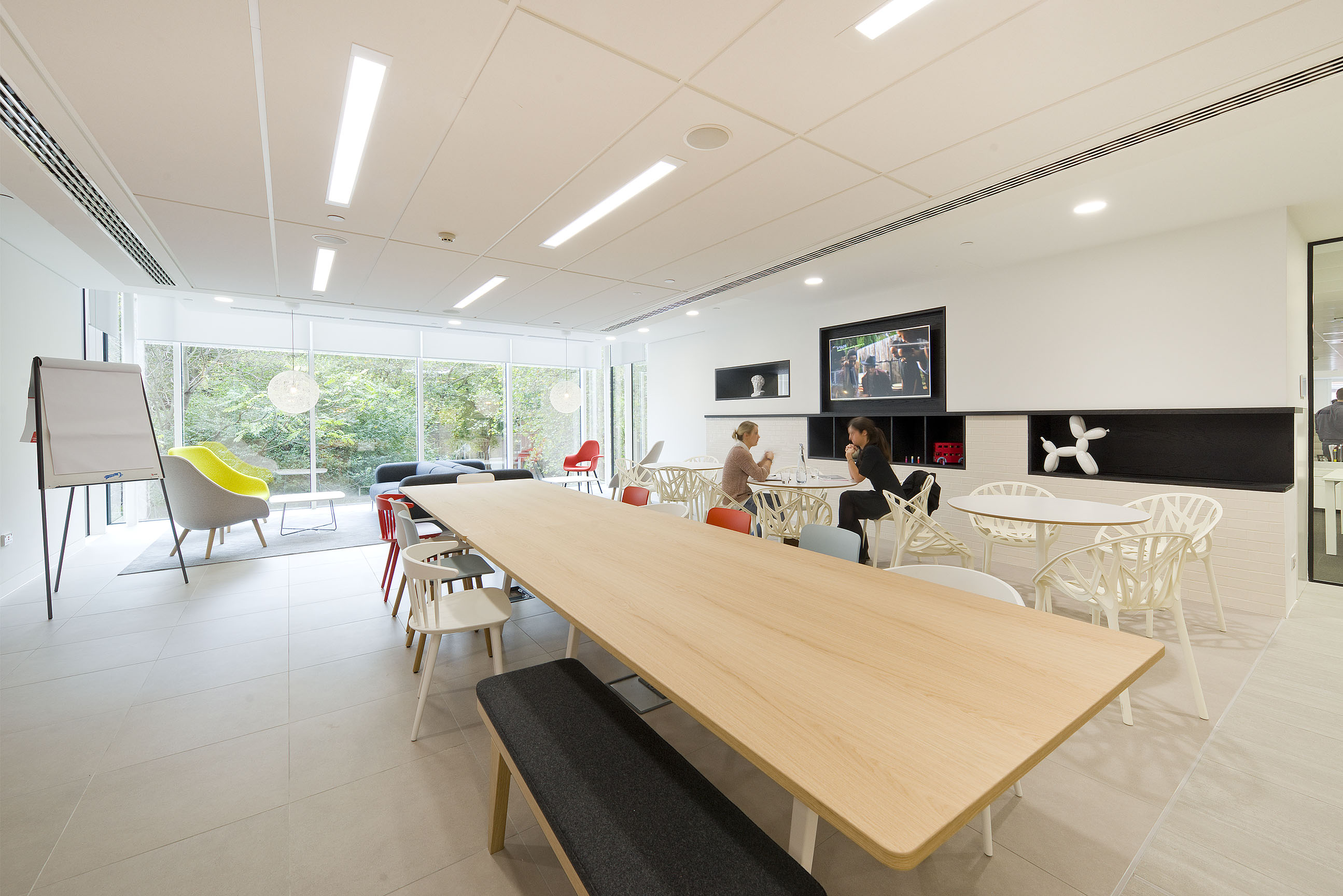 GroupM, Red Lion Square | Collins Construction