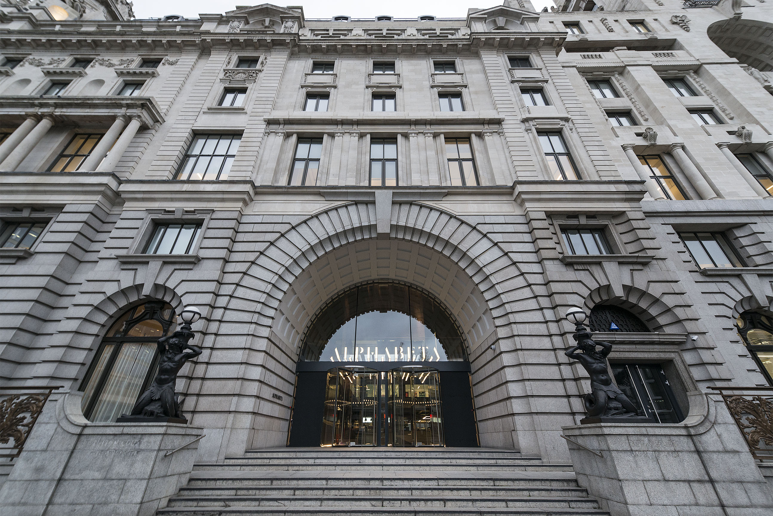 Alphabeta Building | Collins Construction